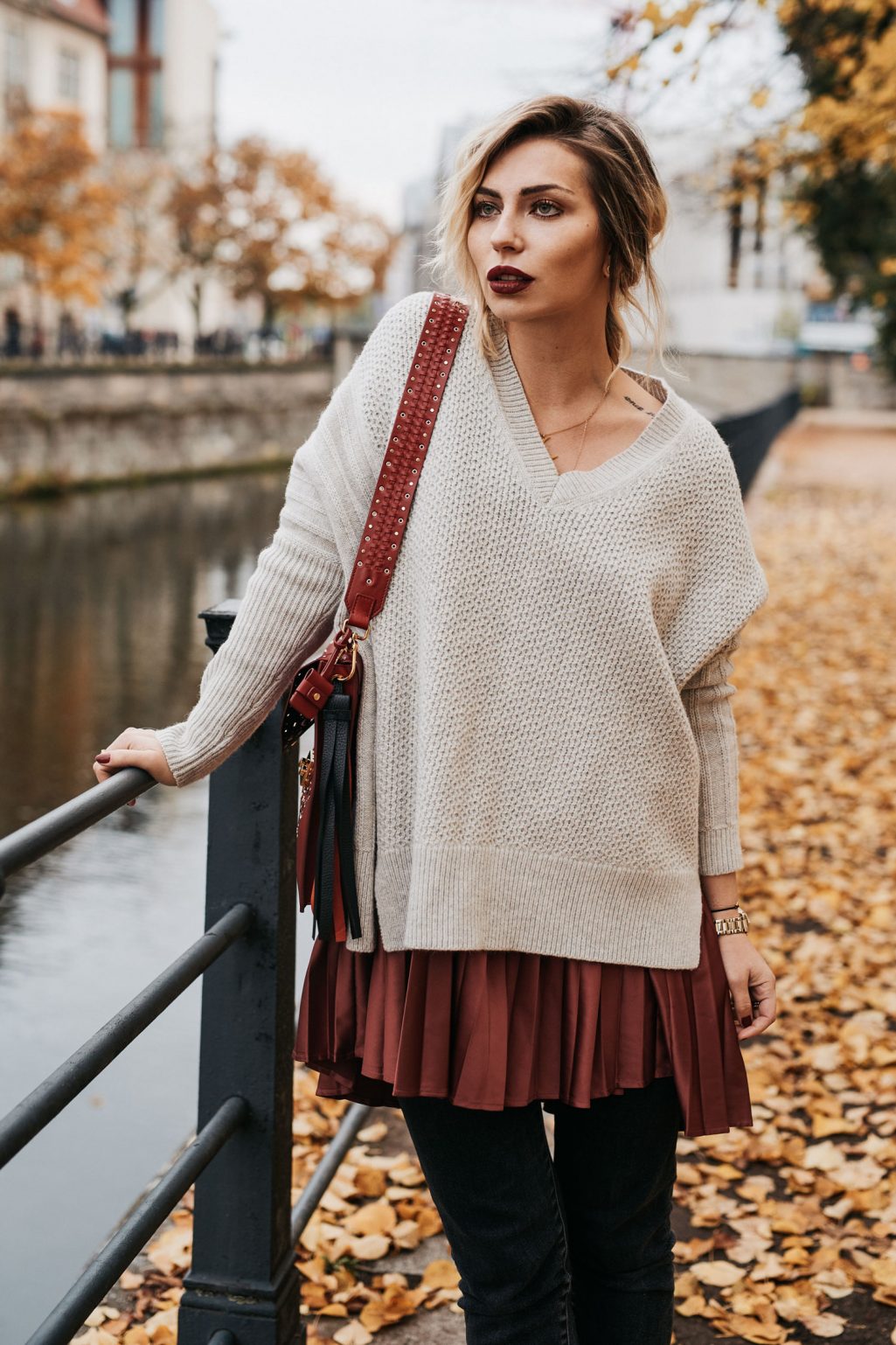 How to wear: dark red | Fashion Blog from Germany / Modeblog aus ...